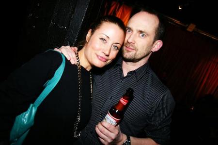 Smygläsning på Strand | Nöjesguiden