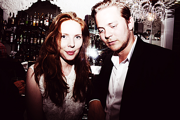 Mingel: Surebabyyes - Riche | Nöjesguiden